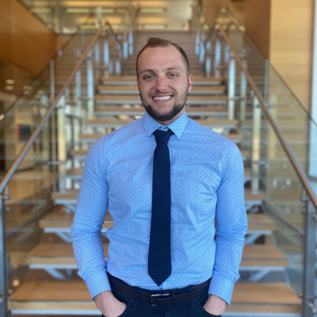 Four students' essential oils research published in Yale Journal of ...