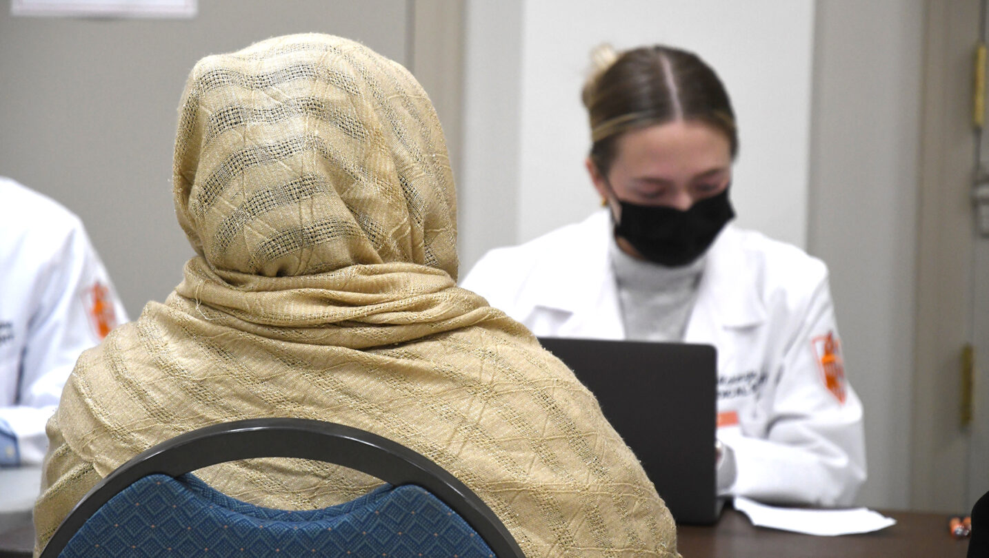 Medical students, faculty lead health screening effort for Afghan ...