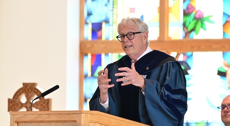 Divinity School holds service to welcome new dean, faculty, students ...
