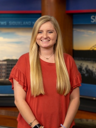 Taylor Deckert ('19) brings the news to Sioux City - Blogs | Campbell ...